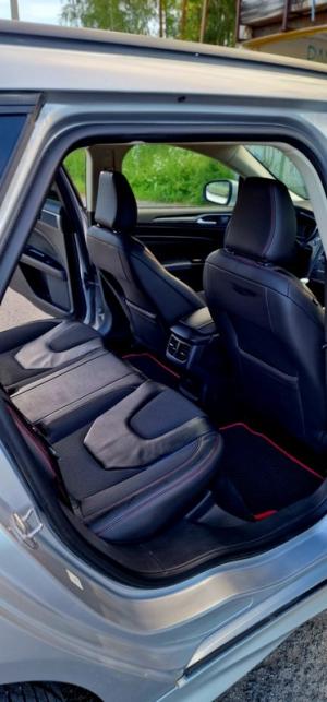 Pelēks Ford Mondeo 2017 Pērnava, ar dzinēja tilpumu 2.00 L un nobraukumu 239 tūkst. km par 10999 €, foto 25 vietnē AUTOMOTO.COM.LV