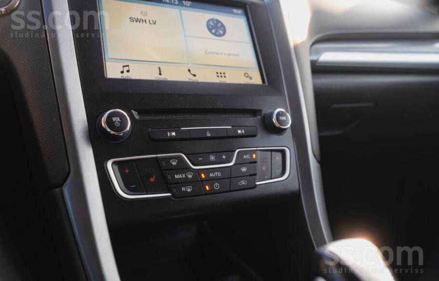 Grey Ford Mondeo 2017 in Riga, with an engine capacity of 2.00 L and mileage of 295 thousand km for 5790 €, photo 11 on AUTOMOTO.COM.LV