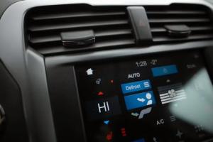 Pelēks Ford Mondeo 2017 Jelgava, ar dzinēja tilpumu 2.00 L un nobraukumu 246 tūkst. km par 10900 €, foto 9 vietnē AUTOMOTO.COM.LV