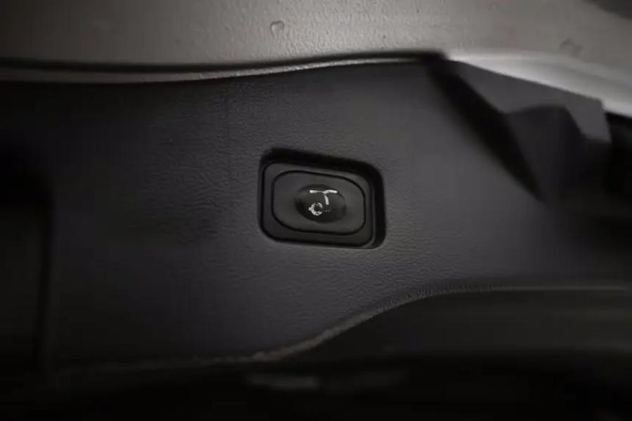 Pelēks Ford Mondeo 2017 Jelgava, ar dzinēja tilpumu 2.00 L un nobraukumu 246 tūkst. km par 10900 €, foto 16 vietnē AUTOMOTO.COM.LV