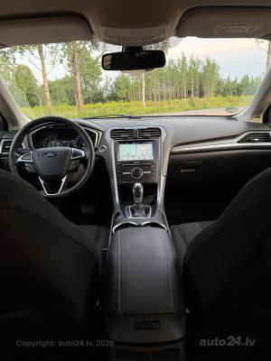 Pelēks Ford Mondeo 2017 Tartu, ar dzinēja tilpumu 2.00 L un nobraukumu 248 tūkst. km par 9799 €, foto 10 vietnē AUTOMOTO.COM.LV