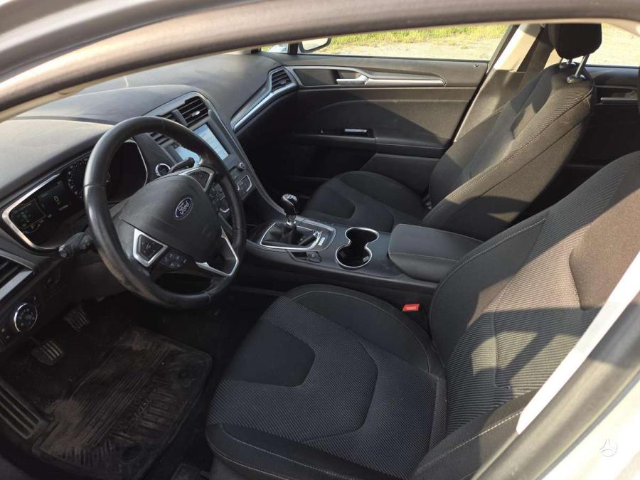 Grey Ford Mondeo 2017 in Siauliai, with an engine capacity of 2.00 L and mileage of 328 thousand km for 3980 €, photo 9 on AUTOMOTO.COM.LV