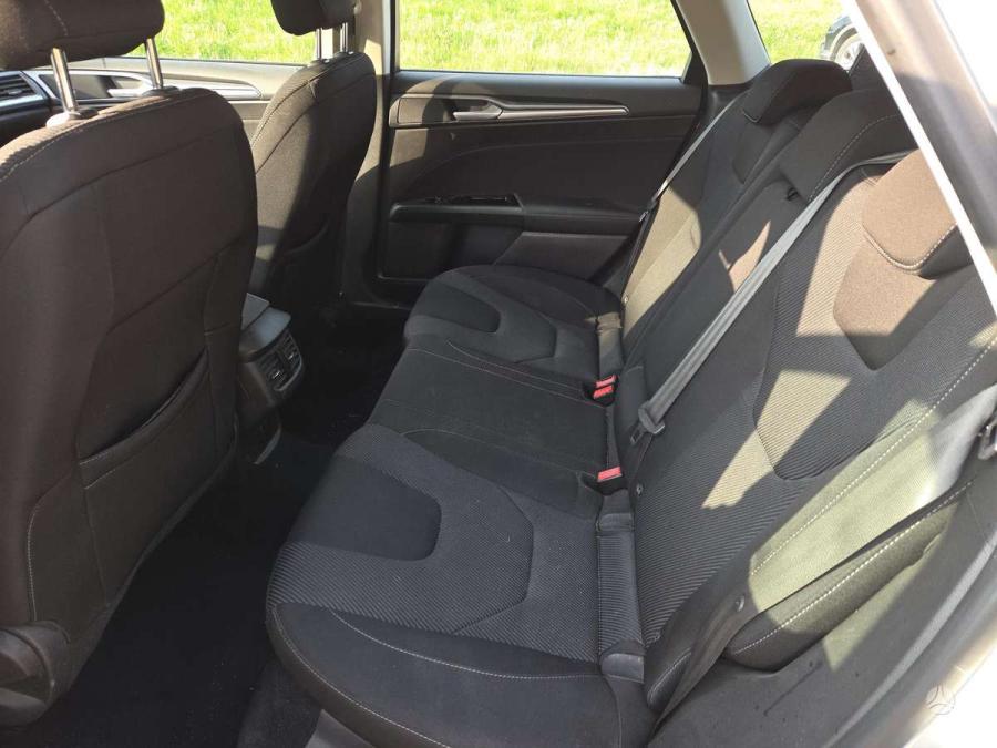 Grey Ford Mondeo 2017 in Siauliai, with an engine capacity of 2.00 L and mileage of 328 thousand km for 3980 €, photo 10 on AUTOMOTO.COM.LV