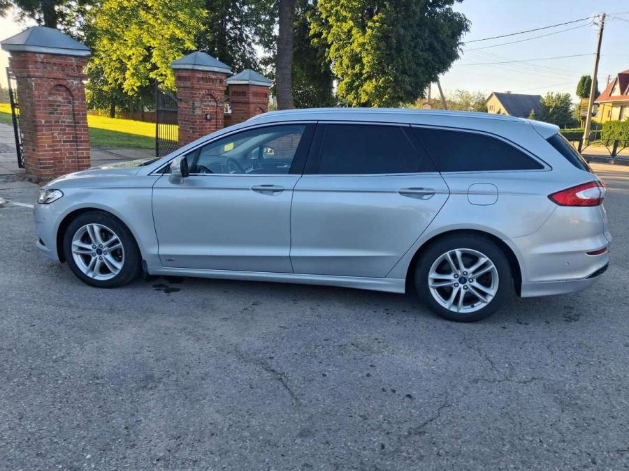 Grey Ford Mondeo 2017 in Raseiniai, with an engine capacity of 2.00 L and mileage of 248 thousand km for 6900 €, photo 13 on AUTOMOTO.COM.LV