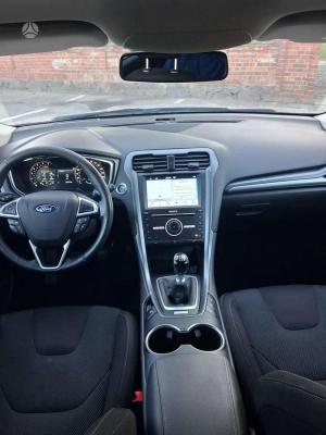 Grey Ford Mondeo 2017 in Raseiniai, with an engine capacity of 2.00 L and mileage of 248 thousand km for 6900 €, photo 19 on AUTOMOTO.COM.LV