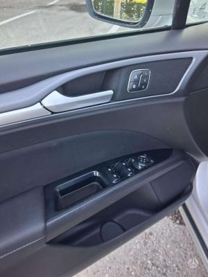 Grey Ford Mondeo 2017 in Raseiniai, with an engine capacity of 2.00 L and mileage of 248 thousand km for 6900 €, photo 30 on AUTOMOTO.COM.LV