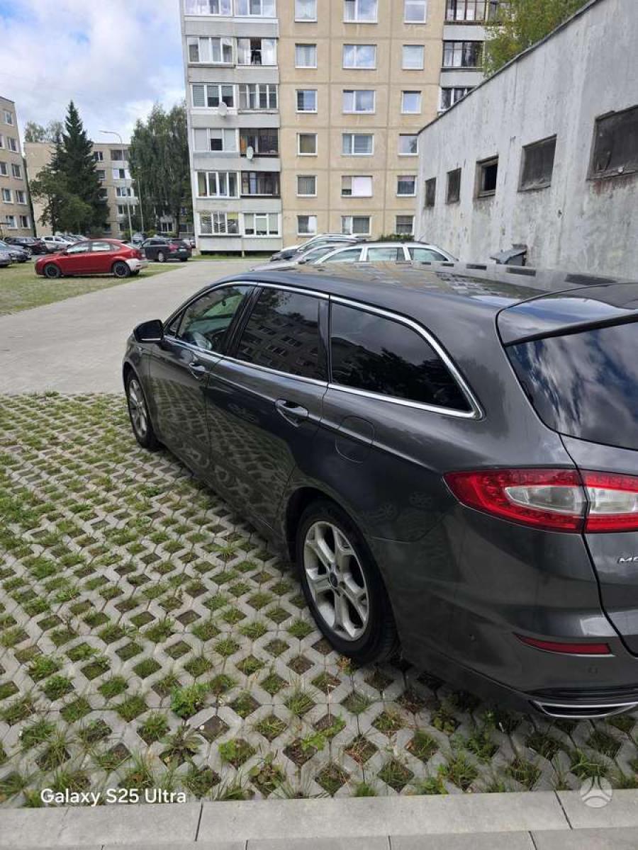 Grey Ford Mondeo 2017 in Vilnius, with an engine capacity of 2.00 L and mileage of 304 thousand km for 7500 €, photo 7 on AUTOMOTO.COM.LV