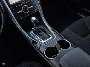 Grey Ford Mondeo 2017 in Rokiskis, with an engine capacity of 2.00 L and mileage of 220 thousand km for 6950 €, photo 18 on AUTOMOTO.COM.LV