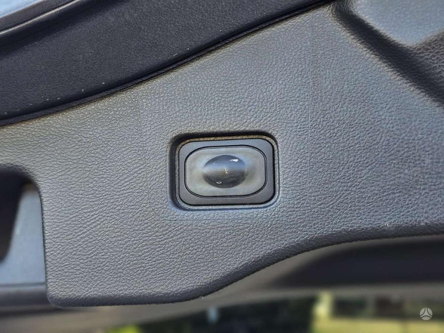 Grey Ford Mondeo 2017 in Rokiskis, with an engine capacity of 2.00 L and mileage of 220 thousand km for 6950 €, photo 27 on AUTOMOTO.COM.LV