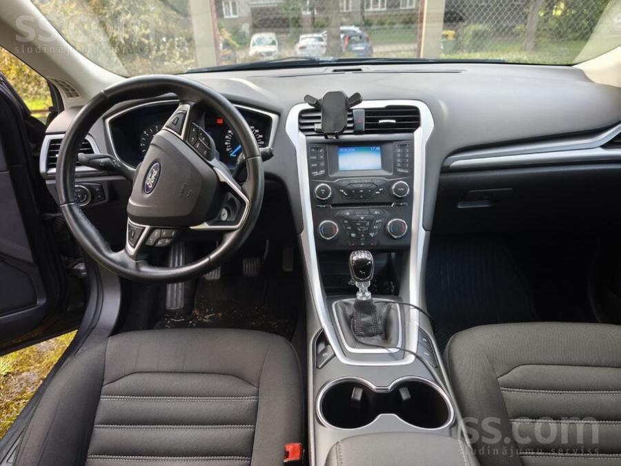 Grey Ford Mondeo 2017 in Riga, with an engine capacity of 2.00 L and mileage of 156 thousand km for 8400 €, photo 4 on AUTOMOTO.COM.LV