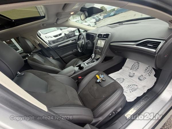 Grey Ford Mondeo 2017 in Tartu, with an engine capacity of 2.00 L and mileage of 227 thousand km for 9999 €, photo 9 on AUTOMOTO.COM.LV