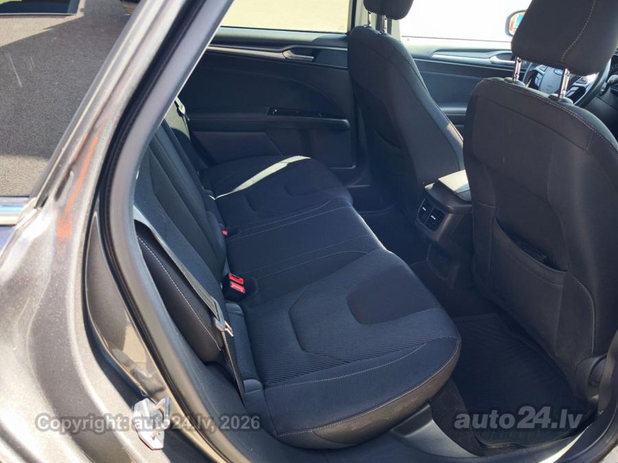 Pelēks Ford Mondeo 2018 Pērnava, ar dzinēja tilpumu 1.50 L un nobraukumu 215 tūkst. km par 9700 €, foto 6 vietnē AUTOMOTO.COM.LV