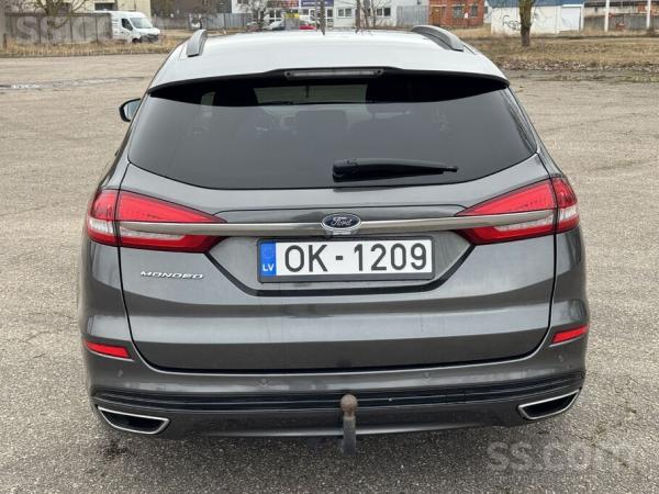 Grey Ford Mondeo 2018 in Liepaja, with an engine capacity of 2.00 L and mileage of 239 thousand km for 9200 €, photo 8 on AUTOMOTO.COM.LV
