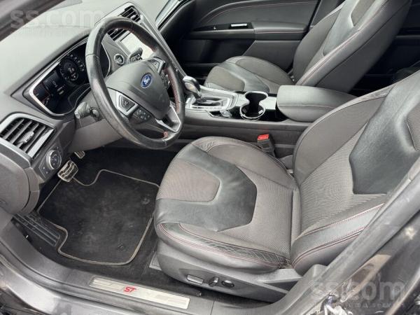 Grey Ford Mondeo 2018 in Liepaja, with an engine capacity of 2.00 L and mileage of 239 thousand km for 9200 €, photo 9 on AUTOMOTO.COM.LV