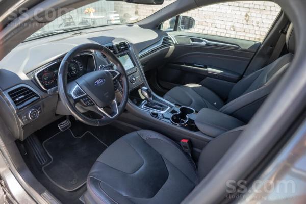 Grey Ford Mondeo 2018 in Liepaja, with an engine capacity of 2.00 L and mileage of 239 thousand km for 9900 €, photo 9 on AUTOMOTO.COM.LV