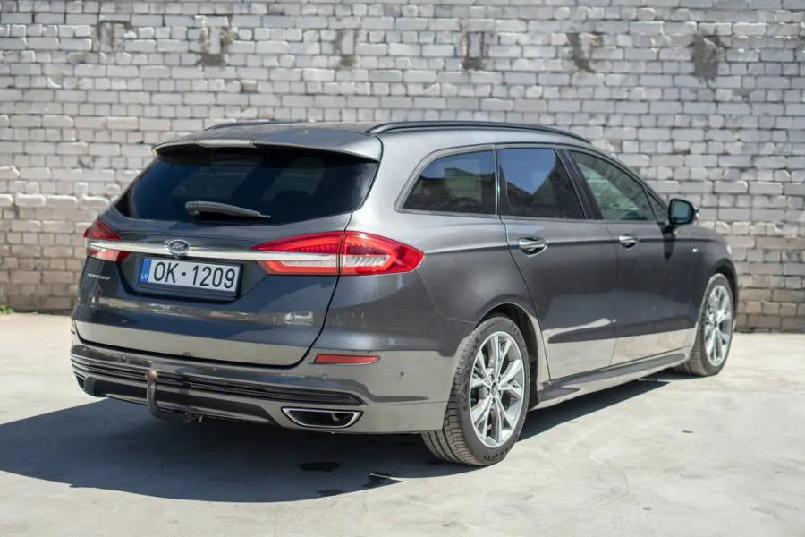 Pelēks Ford Mondeo 2018 Liepāja, ar dzinēja tilpumu 2.00 L un nobraukumu 239 tūkst. km par 9900 €, foto 5 vietnē AUTOMOTO.COM.LV