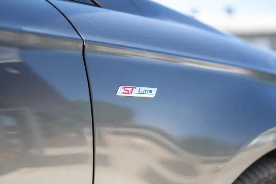 Pelēks Ford Mondeo 2018 Liepāja, ar dzinēja tilpumu 2.00 L un nobraukumu 239 tūkst. km par 9900 €, foto 9 vietnē AUTOMOTO.COM.LV