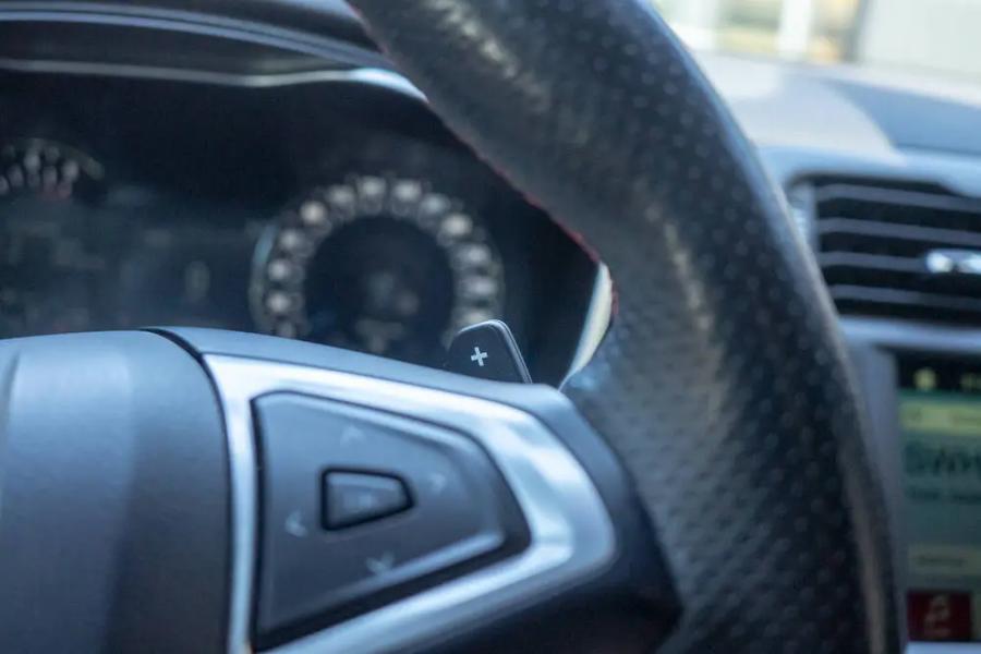 Pelēks Ford Mondeo 2018 Liepāja, ar dzinēja tilpumu 2.00 L un nobraukumu 239 tūkst. km par 9900 €, foto 26 vietnē AUTOMOTO.COM.LV