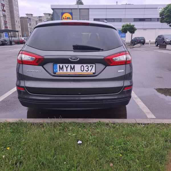 Ford Mondeo 2018 in Kaunas on AUTOMOTO.COM.LV Grey Ford Mondeo 2018 in Kaunas, with an engine capacity of 1.50 L and mileage of 153 thousand km for 7200 €, photo 4 on AUTOMOTO.COM.LV