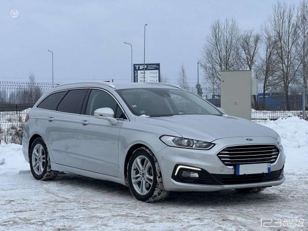 Grey Ford Mondeo 2019 in Taurage, with an engine capacity of 2.00 L and mileage of 238 thousand km for 9900 €, photo 4 on AUTOMOTO.COM.LV