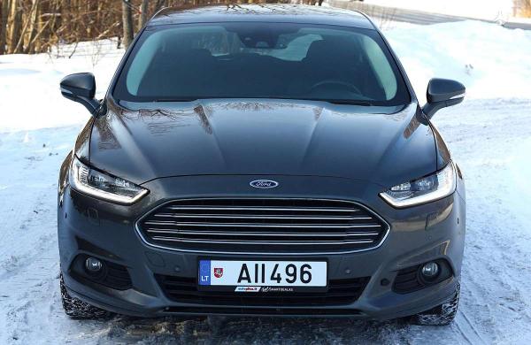 Pelēks Ford Mondeo 2019 Kretinga, ar dzinēja tilpumu 1.50 L un nobraukumu 196 tūkst. km par 9999 €, foto 3 vietnē AUTOMOTO.COM.LV