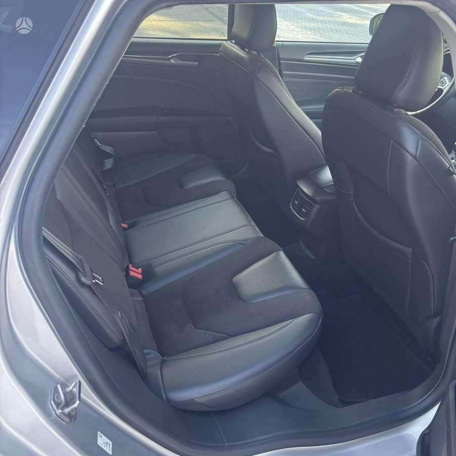 Pelēks Ford Mondeo 2019 Jurbarkas, ar dzinēja tilpumu 2.00 L un nobraukumu 290 tūkst. km par 7600 €, foto 10 vietnē AUTOMOTO.COM.LV