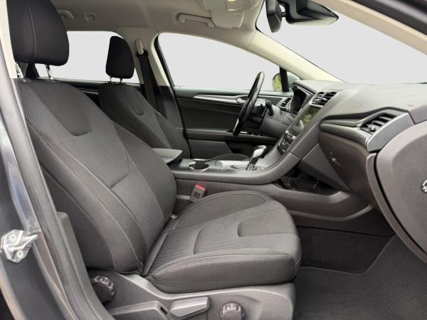 Grey Ford Mondeo 2019 in Parnu, with an engine capacity of 1.50 L and mileage of 123 thousand km for 10900 €, photo 6 on AUTOMOTO.COM.LV