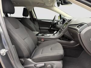 Pelēks Ford Mondeo 2019 Pērnava, ar dzinēja tilpumu 1.50 L un nobraukumu 123 tūkst. km par 10900 €, foto 6 vietnē AUTOMOTO.COM.LV