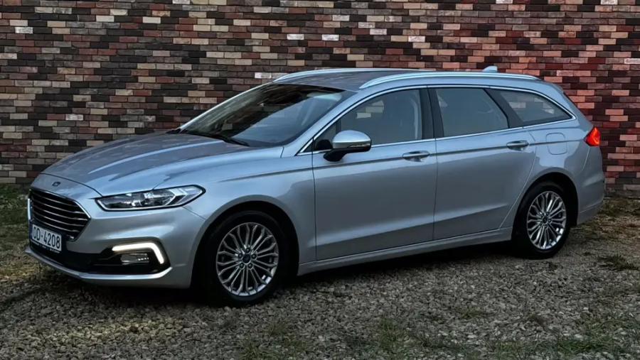 Pelēks Ford Mondeo 2020 Rīga, ar dzinēja tilpumu 2.00 L un nobraukumu 190 tūkst. km par 11400 €, foto 1 vietnē AUTOMOTO.COM.LV