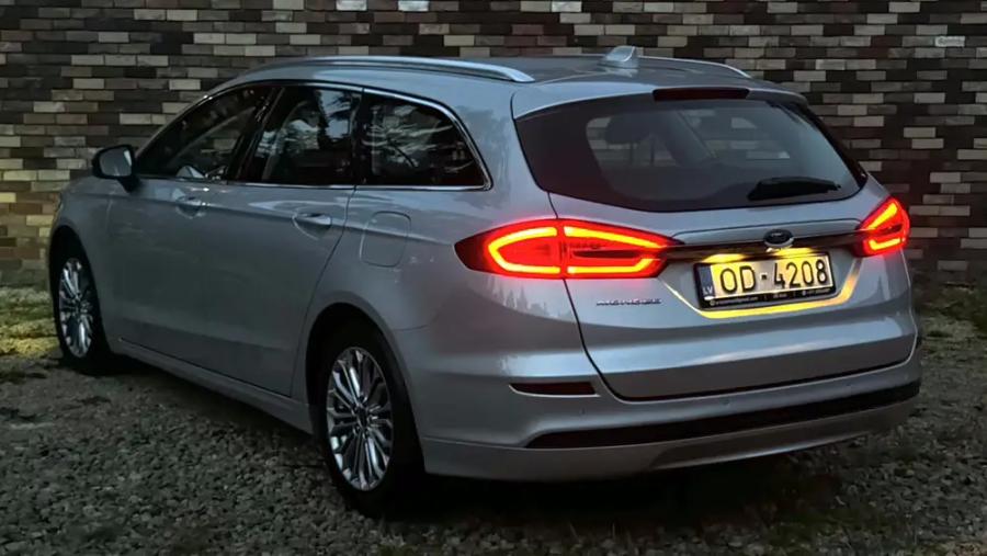 Pelēks Ford Mondeo 2020 Rīga, ar dzinēja tilpumu 2.00 L un nobraukumu 190 tūkst. km par 11400 €, foto 5 vietnē AUTOMOTO.COM.LV