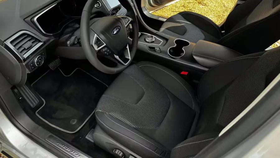Pelēks Ford Mondeo 2020 Rīga, ar dzinēja tilpumu 2.00 L un nobraukumu 190 tūkst. km par 11400 €, foto 10 vietnē AUTOMOTO.COM.LV