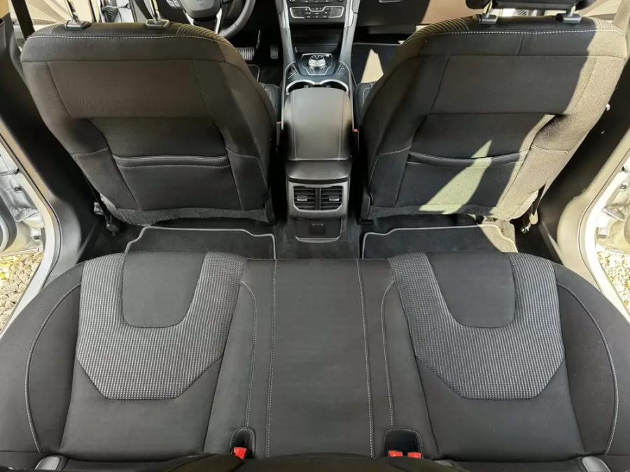 Pelēks Ford Mondeo 2020 Rīga, ar dzinēja tilpumu 2.00 L un nobraukumu 190 tūkst. km par 11400 €, foto 14 vietnē AUTOMOTO.COM.LV