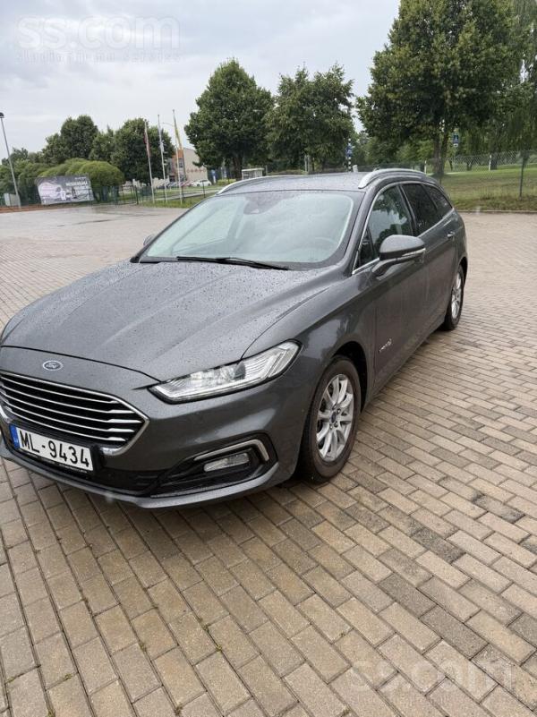 Grey Ford Mondeo 2020 in Riga, with an engine capacity of 2.00 L and mileage of 76 thousand km for 16300 €, photo 5 on AUTOMOTO.COM.LV