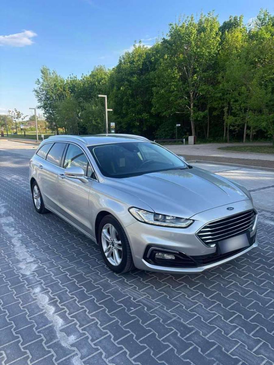 Grey Ford Mondeo 2020 in Vilnius, with an engine capacity of 0.00 L and mileage of 290 thousand km for 7600 €, photo 4 on AUTOMOTO.COM.LV