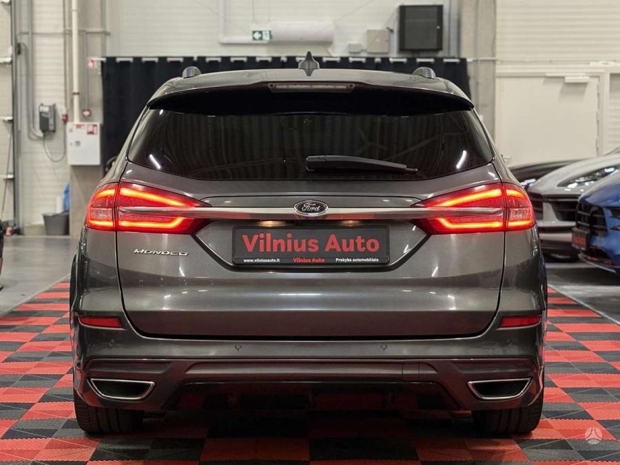 Grey Ford Mondeo 2020 in Vilnius, with an engine capacity of 2.00 L and mileage of 151 thousand km for 16990 €, photo 6 on AUTOMOTO.COM.LV