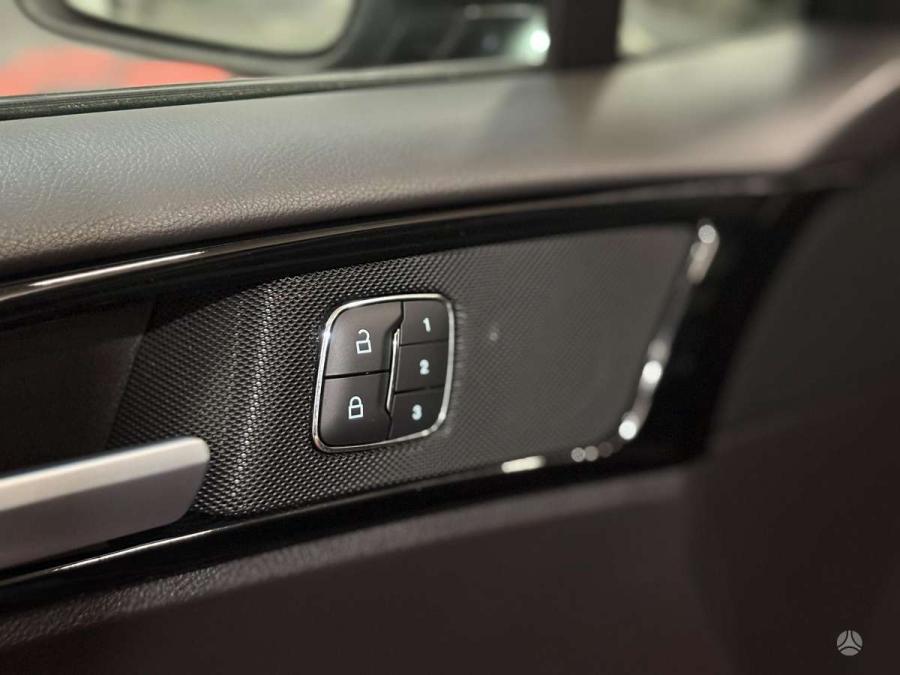 Grey Ford Mondeo 2020 in Vilnius, with an engine capacity of 2.00 L and mileage of 151 thousand km for 16990 €, photo 14 on AUTOMOTO.COM.LV