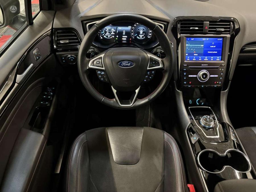 Grey Ford Mondeo 2020 in Vilnius, with an engine capacity of 2.00 L and mileage of 151 thousand km for 16990 €, photo 20 on AUTOMOTO.COM.LV