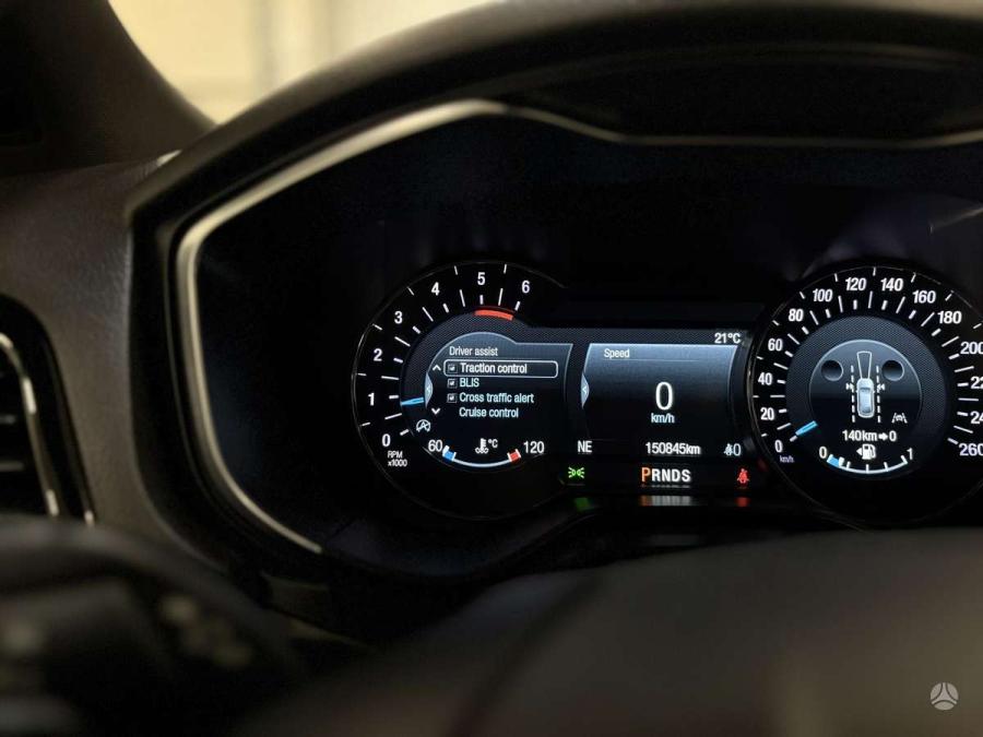 Grey Ford Mondeo 2020 in Vilnius, with an engine capacity of 2.00 L and mileage of 151 thousand km for 16990 €, photo 23 on AUTOMOTO.COM.LV