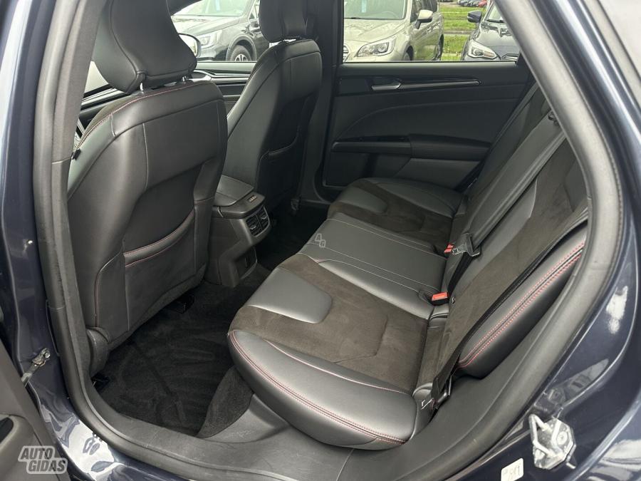 Pelēks Ford Mondeo 2021 Kauņa, ar dzinēja tilpumu 2.00 L un nobraukumu 139 tūkst. km par 17992 €, foto 13 vietnē AUTOMOTO.COM.LV