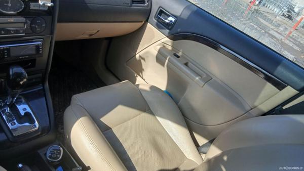 Ford Mondeo 2006 in Siauliai, with an engine capacity of 2.50 L and mileage of 160 thousand km for 1000 €, photo 4 on AUTOMOTO.COM.LV