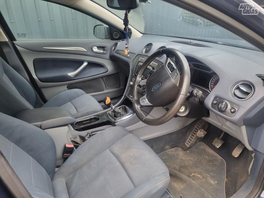 Ford Mondeo 2008 in Taurage, with an engine capacity of 2.00 L and mileage of 180 thousand km for 600 €, photo 9 on AUTOMOTO.COM.LV