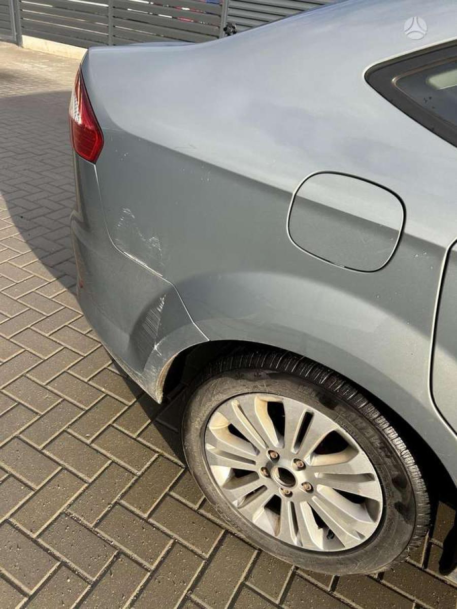 Ford Mondeo 2008 in Vilnius, with an engine capacity of 1.60 L and mileage of 246 thousand km for 1100 €, photo 8 on AUTOMOTO.COM.LV