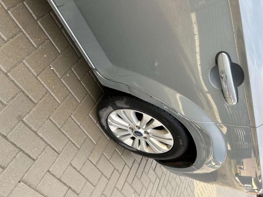 Ford Mondeo 2008 in Vilnius, with an engine capacity of 1.60 L and mileage of 246 thousand km for 1100 €, photo 10 on AUTOMOTO.COM.LV