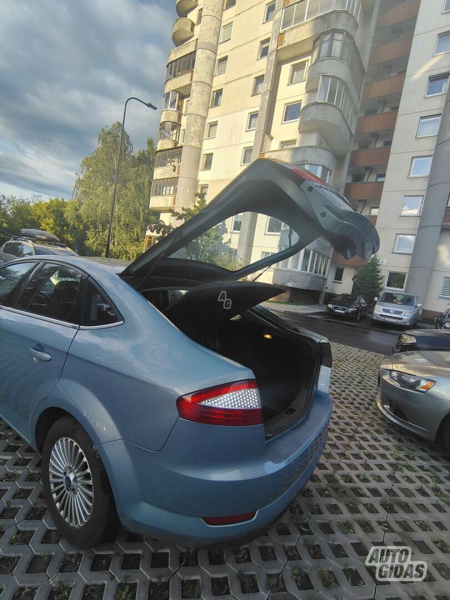 Ford Mondeo 2009 Viļņa, ar dzinēja tilpumu 1.80 L un nobraukumu 268 tūkst. km par 1300 €, foto 4 vietnē AUTOMOTO.COM.LV