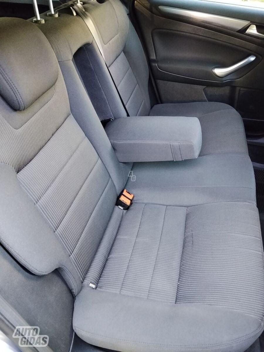 Ford Mondeo 2012 in Trakai, with an engine capacity of 2.00 L and mileage of 266 thousand km for 2999 €, photo 7 on AUTOMOTO.COM.LV