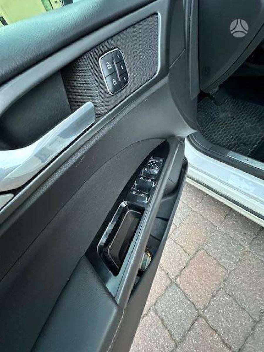 Ford Mondeo 2014 Viļņa, ar dzinēja tilpumu 2.00 L un nobraukumu 309 tūkst. km par 4900 €, foto 11 vietnē AUTOMOTO.COM.LV