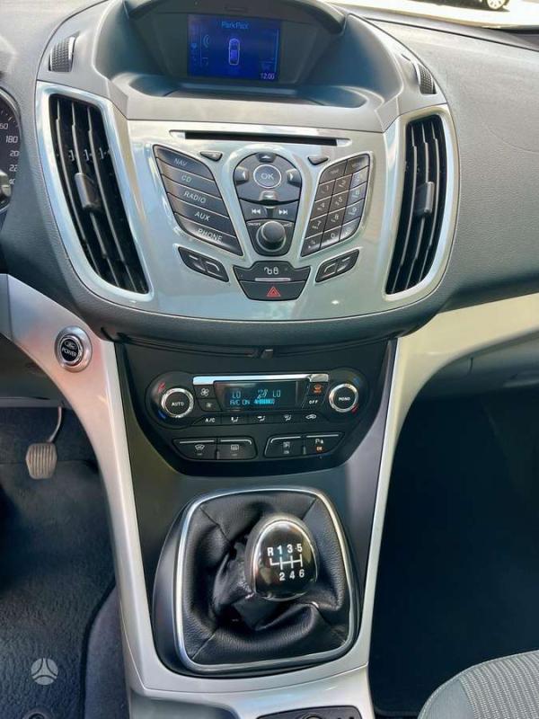 Ford Mondeo 2016 in Vilnius, with an engine capacity of 0.00 L and mileage of 190 thousand km for 4850 €, photo 3 on AUTOMOTO.COM.LV