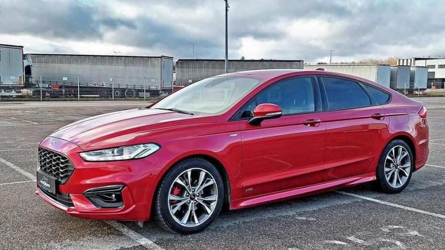 Ford Mondeo 2020 in Vilnius, with an engine capacity of 2.00 L and mileage of 43 thousand km for 19990 €, photo 1 on AUTOMOTO.COM.LV