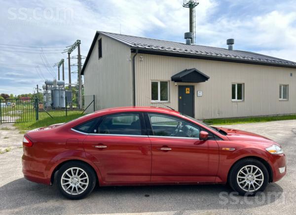 Orange Ford Mondeo 2007 in Ogre, with an engine capacity of 2.00 L and mileage of 228 thousand km for 1200 €, photo 2 on AUTOMOTO.COM.LV