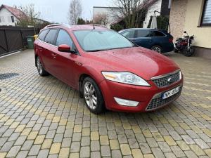 Oranžs Ford Mondeo 2008 Rīga, ar dzinēja tilpumu 2.20 L un nobraukumu 400 tūkst. km par 1500 €, foto  vietnē AUTOMOTO.COM.LV
